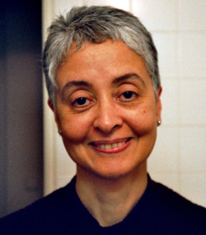 Adrian Piper Kimdir ? - Linc Heap - Haber Ve Blog